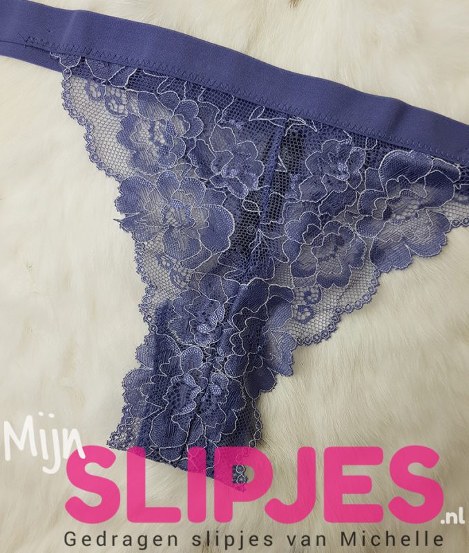 Blauwe kanten string gedragen voor jou - Mijn Slipjes